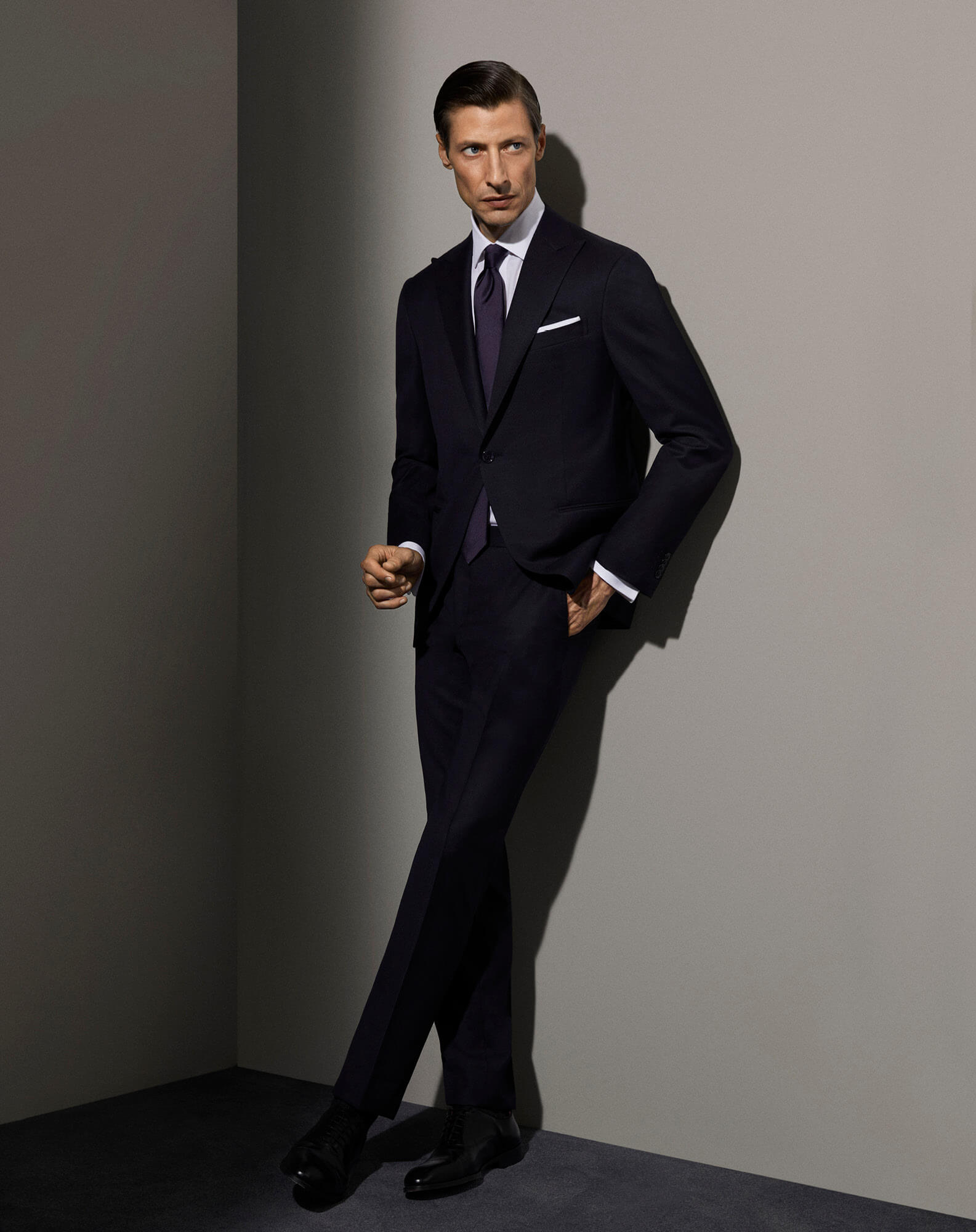 Men's Formal Dinner Suits | Luxury Tuxedos & Formal Wear – Henry Bucks